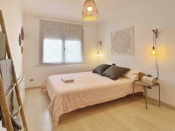 3-bedroom Apartment In Montjuic - Barcelona