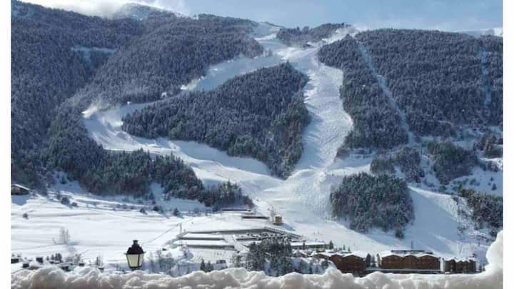 Tarter Confort
 Delante De Las Pistas - Andorra