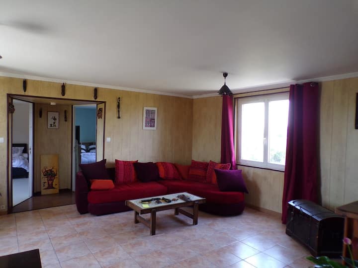 Gite 2 Chambres + Salon Situé Au Bord De L'eau - Marans