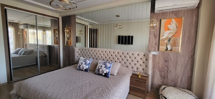 Paris- Maarif En Plein Coeur De Casablanca - Casablanca