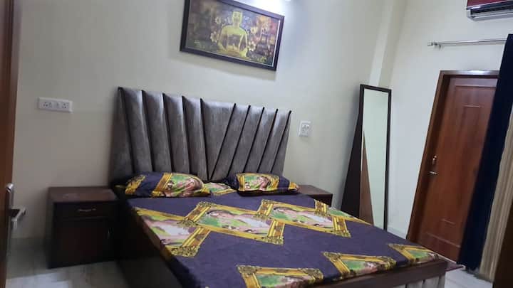 Royal Patiala Stay (Suit 1) - Patiala
