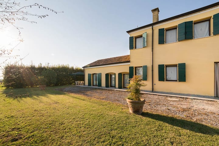 Forzello Ampio Appartamento Fronte Piscina - Adria