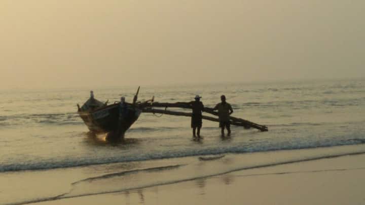 Home Stay (1 Room) Near The Beach - Malvan