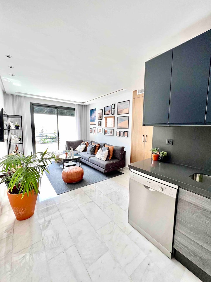 Super Appartement Ensoleillé, Calme Et Central - Casablanca