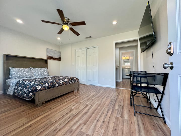 Lovely 1 Bedroom New Remodel - Hacienda Heights, CA