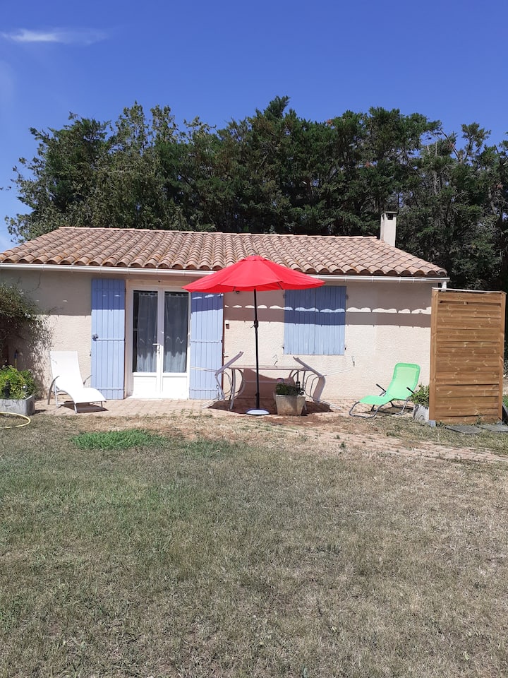 Maisonnette Indépendante Climatisée - Arles