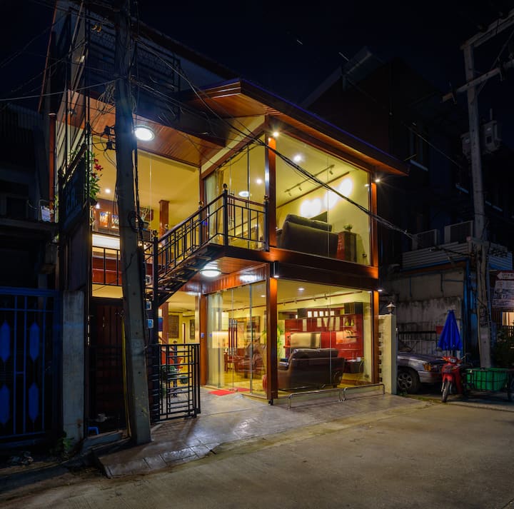 Casa De Pueblo De Lujo En El Corazón De La Ciudad Vieja De Chiang Mai - Chiang Mai