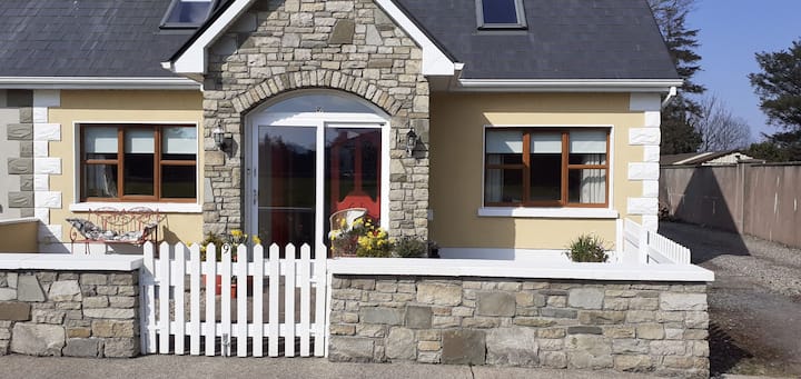 Room With View In Small Village In Country Side. - County Mayo