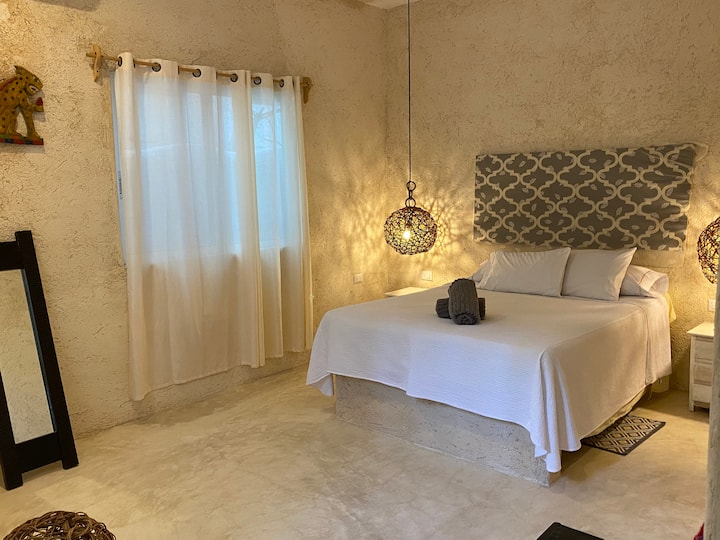 El Mar Natura Near Beach - Isla Holbox