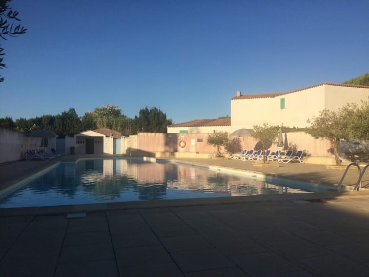 Maison Dans Résidence Avec Piscine + Parking - La Flotte