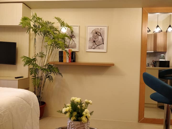 Golf View, Avida It Park Studio Near Ayala Malls - Cebú