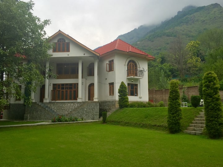 Srinagar Holiday Rentals & Homes | Airbnb