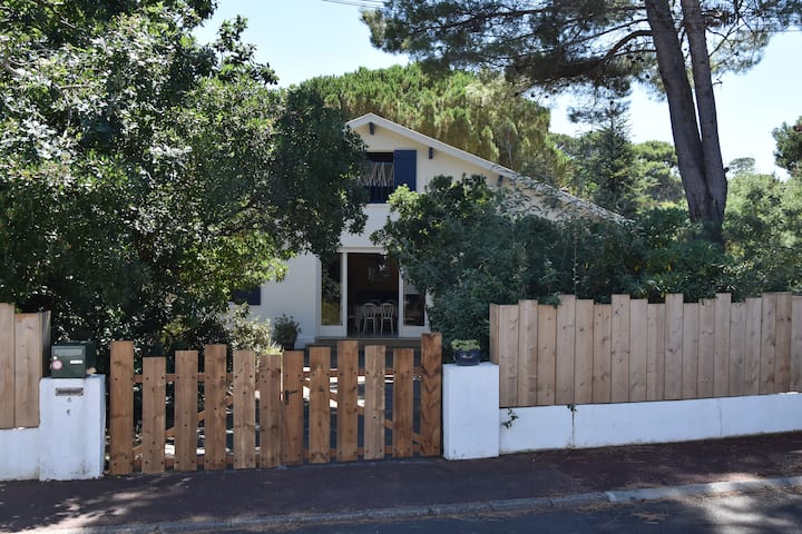 Maison De Vacances Au Cœur Du Quartier Pereire - Arcachon
