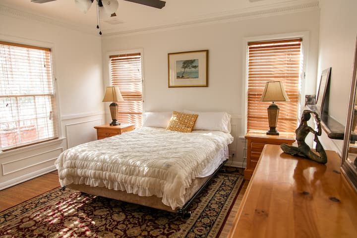 Heart Of La - Oasis - Los Angeles, CA