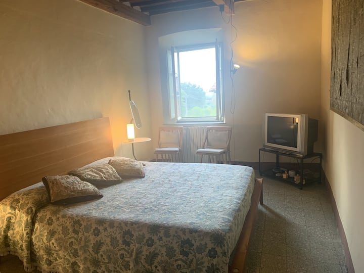 Queen Con Letto Matrimoniale Grande In Campagna! - Montecarlo