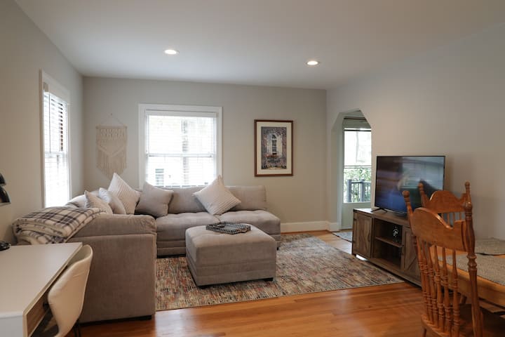 Comfortable Home In Well Located Watts Hillandale - Durham, NC