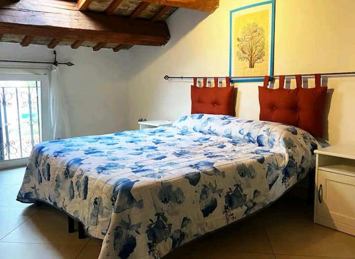 Stanza Privata In Pieno Centro, Due Posti Letto. - Ravenna