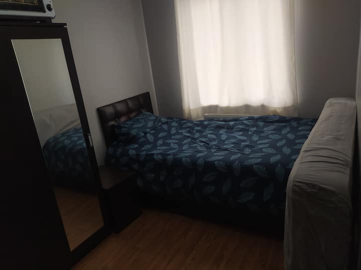 Tramvaya 2 Dk, Otogara 10 Dk Uzaklıkta 1+1 Daire. - İzmit