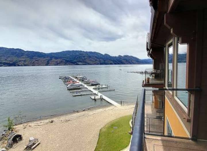 Barona Beach Waterfront Resort Boat Lift Available - Kelowna