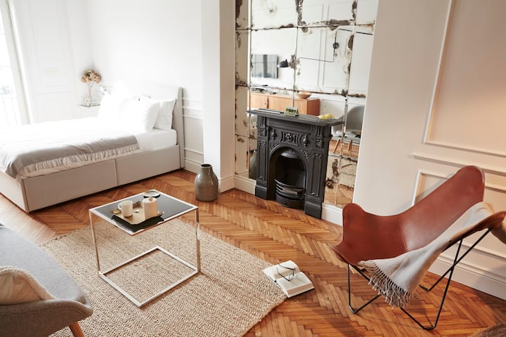 Designer Studio Flat W. Balcony - Budapest