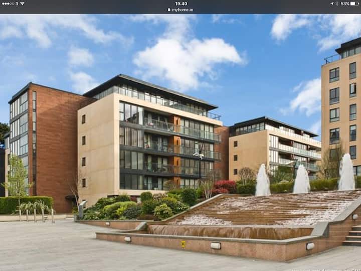 Single Room With Private Bathroom In Stylish Apt - Dublin
