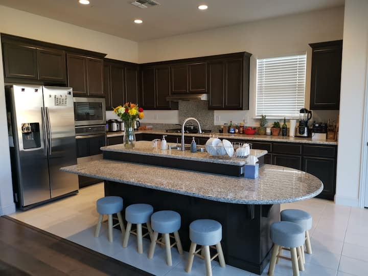 Comfy East Bay Room2 - Brentwood, CA