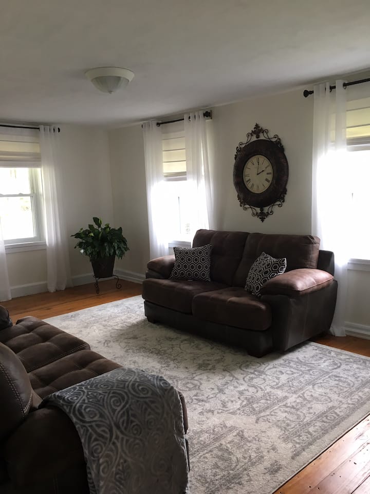The Rustic Old Farmhouse/peaceful /4br/ Family - Morgantown, PA