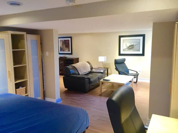 Bright Modern & Spacious - Executive Rental - Ottawa