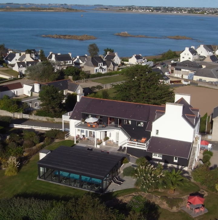 Callot Villa Ouest Bretagne-piscine Intérieure 30° - Plouescat