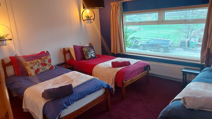 Three Beds In A Private Room - St Albans
