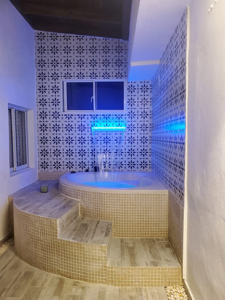Jacuzzi Privado, Limpio Y Cerca Embajada - Dominican Republic