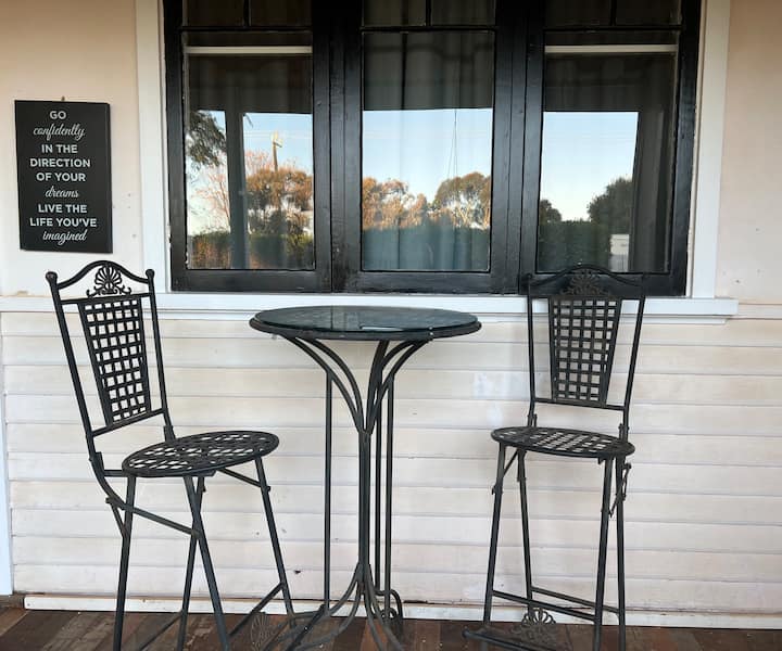 Quaint Cottage On Hare - Kalgoorlie - Boulder