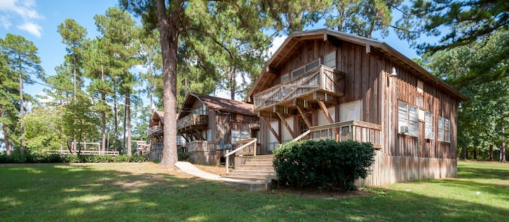 Tall Timbers Retreat All 5 Cabins & Dining Lodge - Nacogdoches, TX