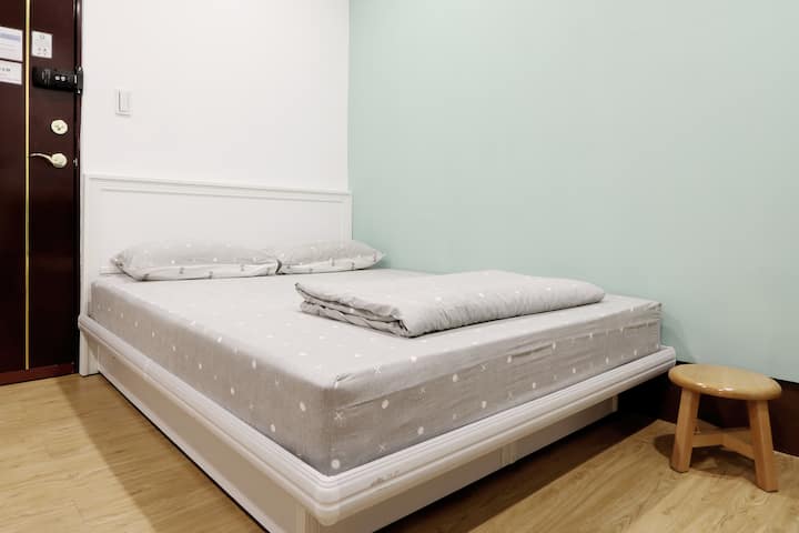 三重公寓 / 三樓3人套房 - New Taipei City