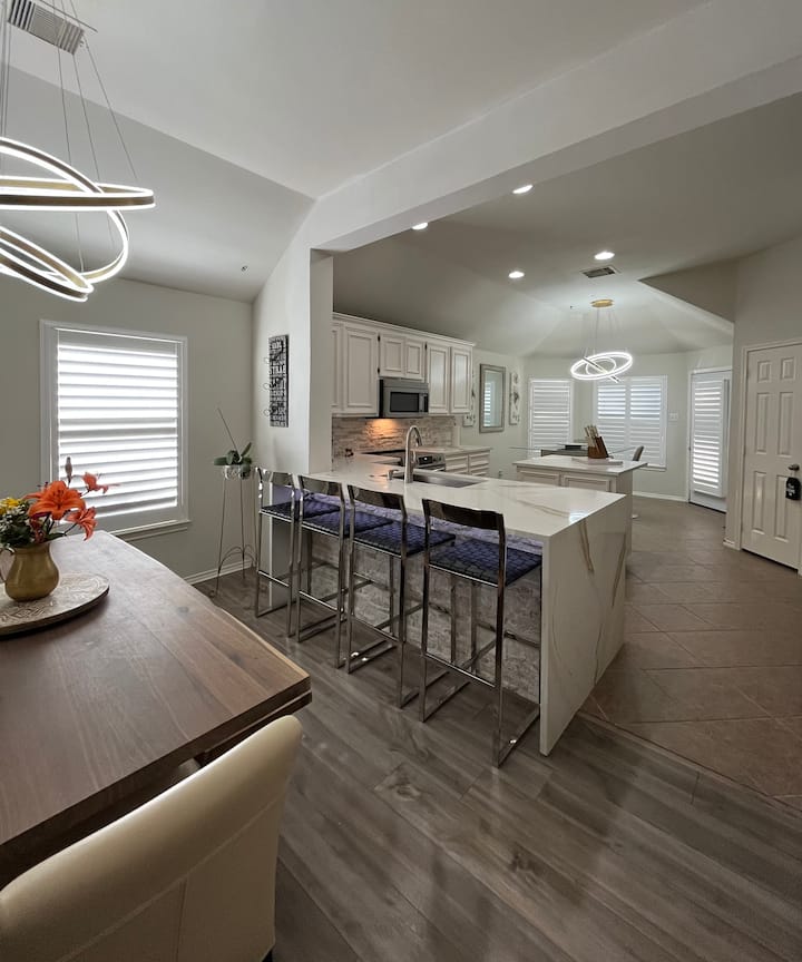Iah Airport Comfy 3 Bedroom With Garage - Humble, TX