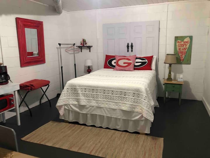 Joe's Place  #2- Private Closeto Uga/10 Min. Dt - Athens, GA