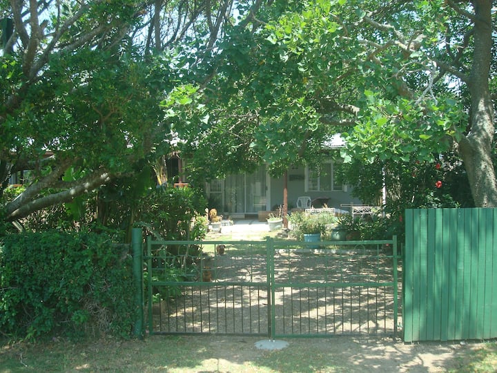 Blueberry House, So Close To Beach And Rivers ! - Kenton-on-Sea