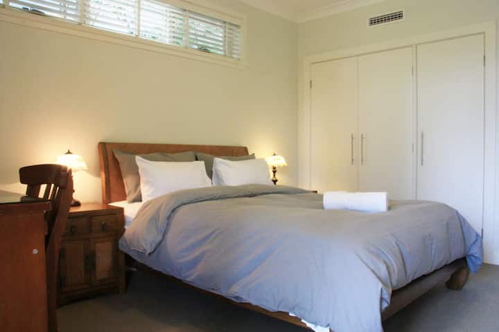 Unwind In Nature , Close To Cbd - Lane Cove