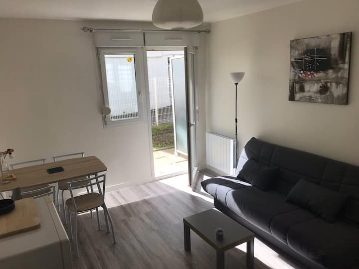 Studio Calme Et Lumineux - Terrasse Hyper Centre - Tours