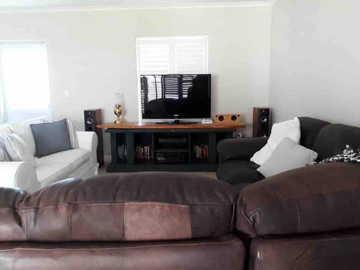 6 Sleeper Home With Outdoor Gym And Gas Hob - Parklands