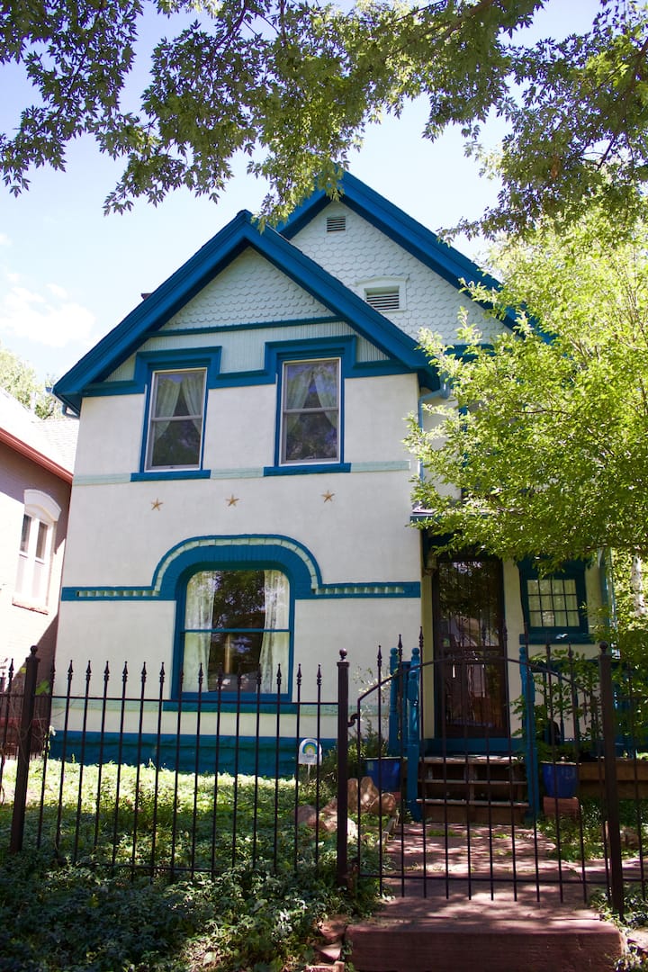 Beautiful Victorian Home Oasis In Denver - 丹佛