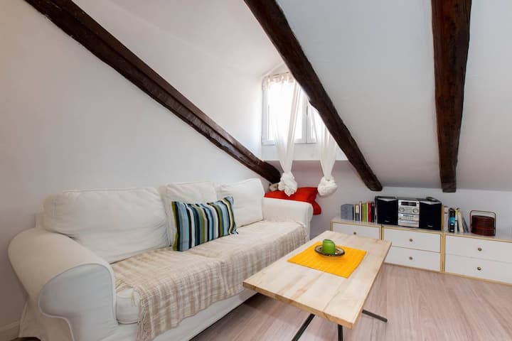 Cozy Penthouse In La Latina! - Madrid