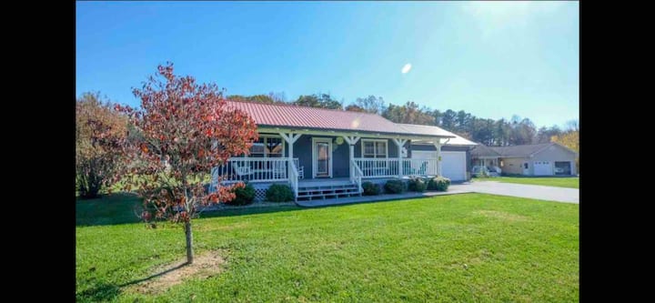 Cozy*2bdrm 2ba Sleeps 6*15min2pkwy - Pigeon Forge, TN