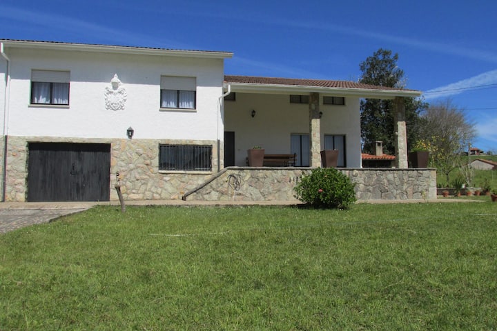 Quiet And Large Chalet With Gorgeous Views - Ribadesella