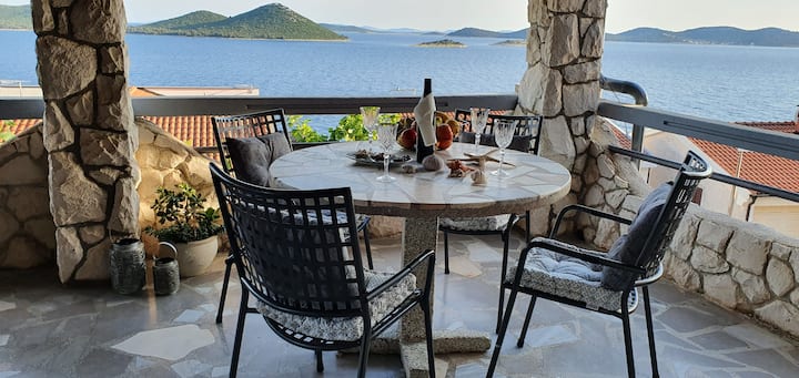 Villa "Marica I Joso" Apartman Broj 2 - Murter