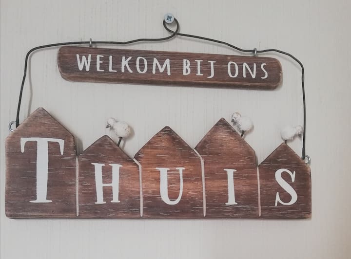 Kamer E,fietsen,wandelen, Genieten, Terrasje Doen. - Lommel