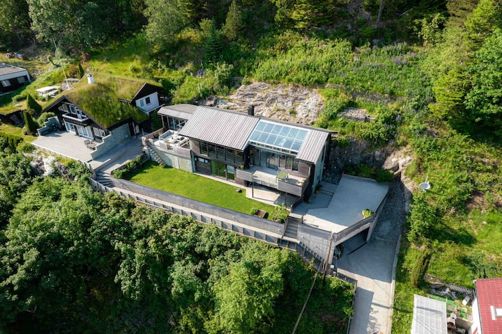Modern Villa With An Amazing Fjord View - Ålesund