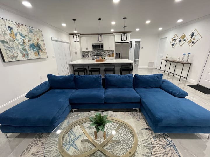 Pool House 3/2. Grill, Mural & Ping Pong Table - Plantation, FL