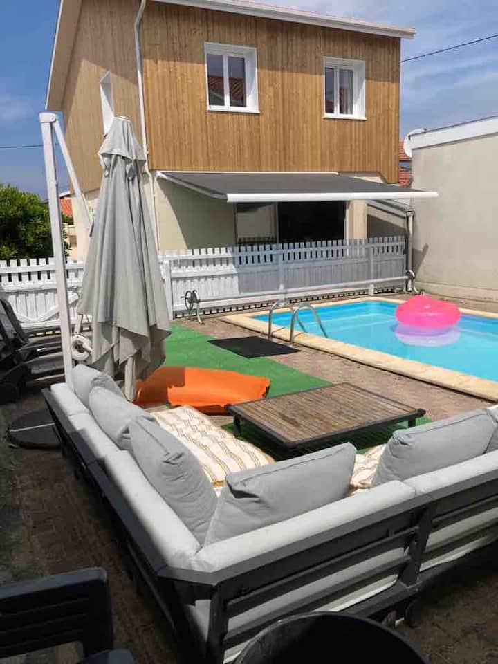 Maison Avec Piscine,plage Et Centre Ville à Pied! - Biscarrosse