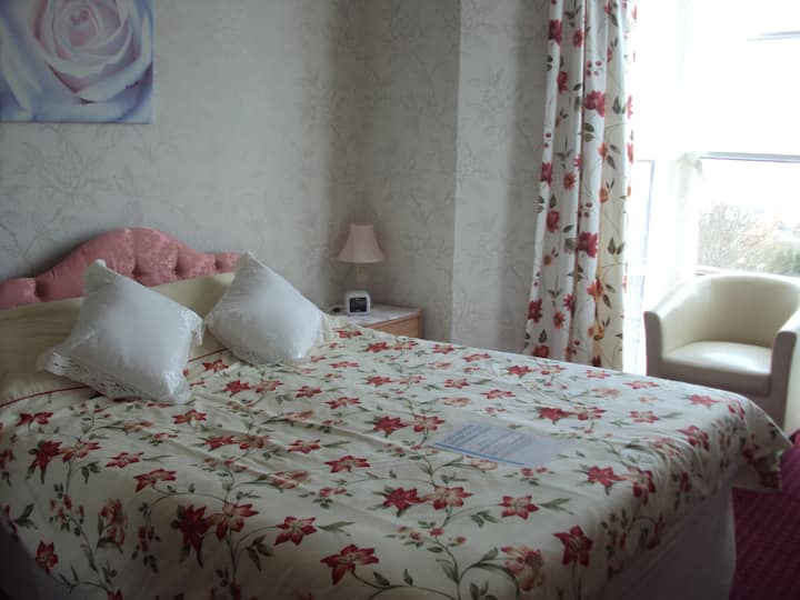 Glendevon, Double Ensuite Room / Seaview,  B/fast - Ilfracombe